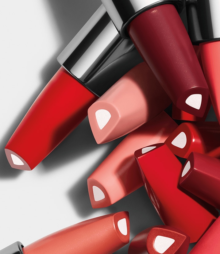 Dramatically Different™ Lipstick Shaping Lip Colour | Clinique